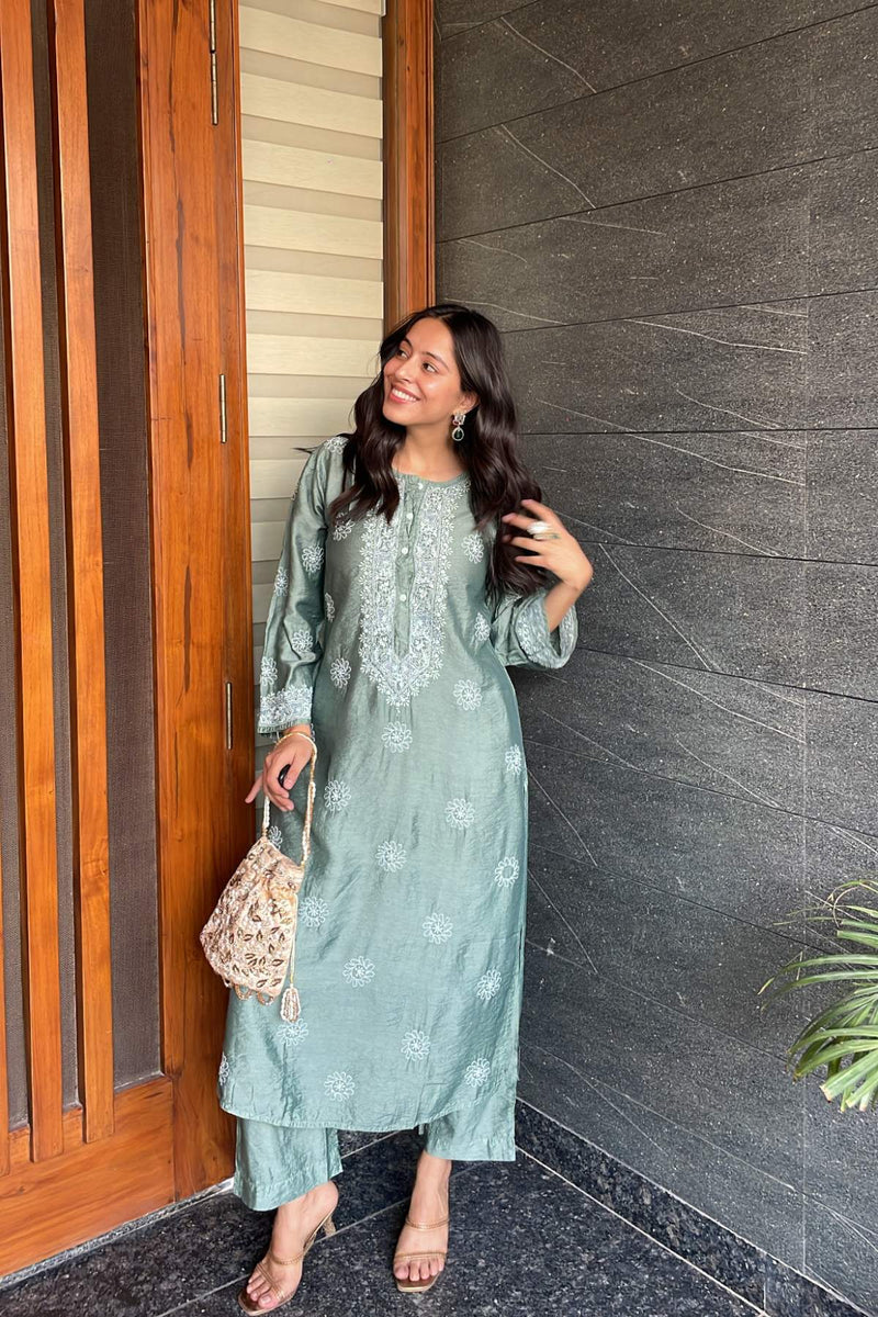 Buy Rukhsana Chanderi Chikankari Kurta Set (Green)- ShopHindya