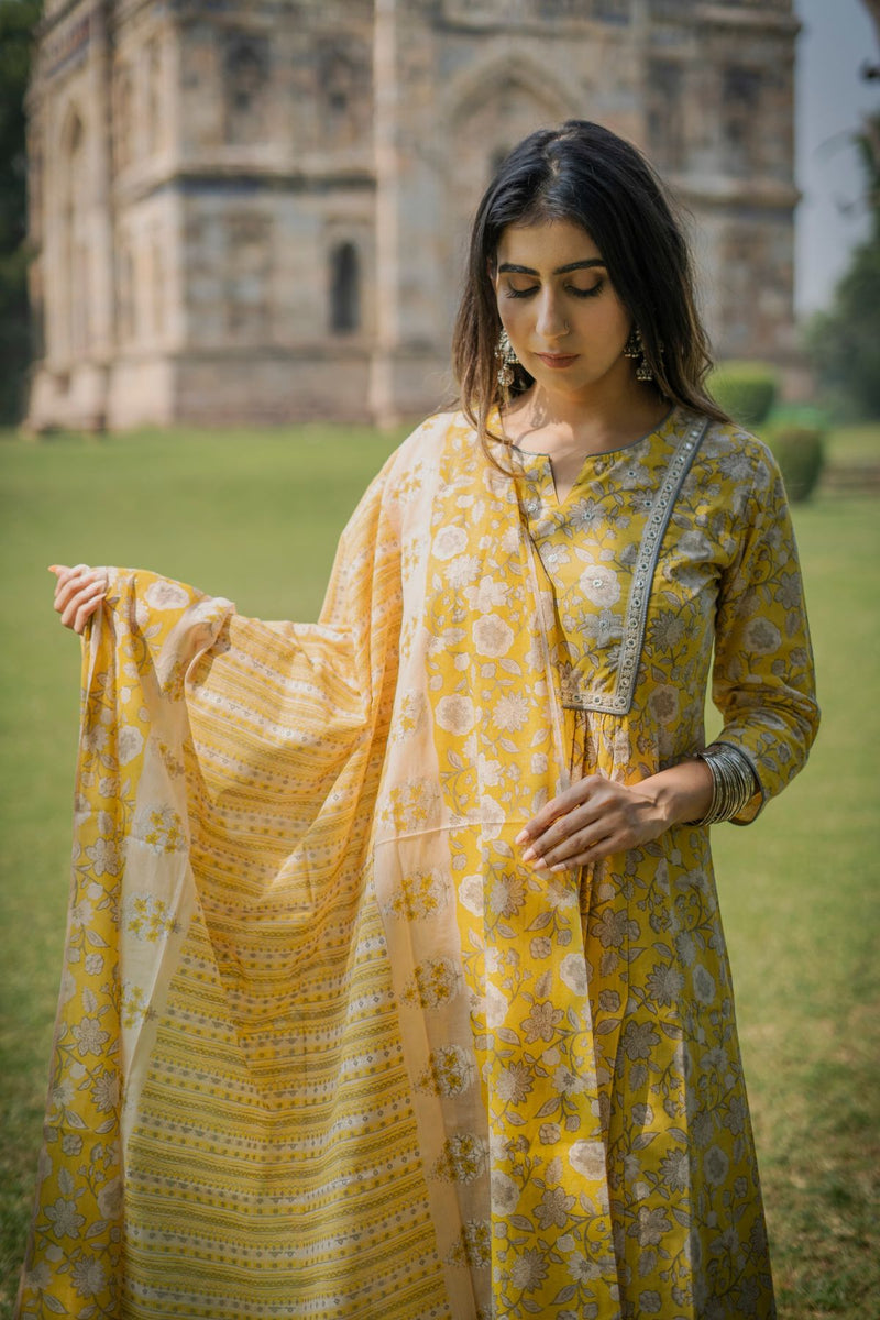 Shop Ira Cotton Handblock Printed Suit Set- Shophindya– ShopHindya